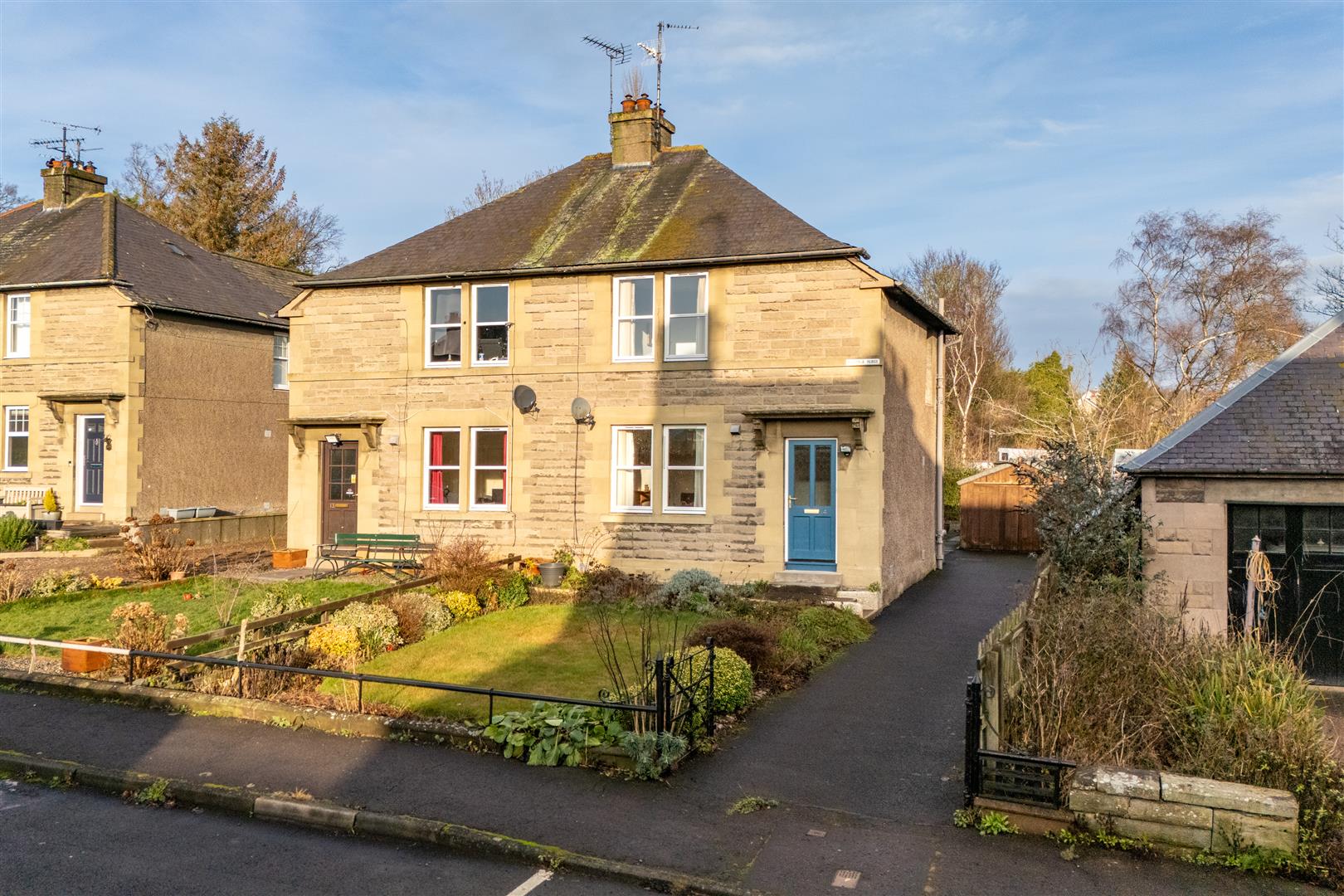 14 Victoria Place, Coldstream, TD12 - Hastings Legal